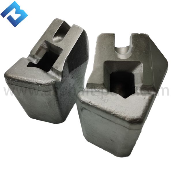 Quality milling machine spare parts replacement 79997 bnt03 middle base holder for sale