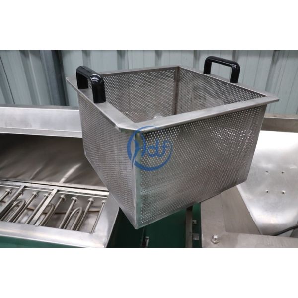 Quality Gas / Electric Heating Chicken Deep Fryer Machine Commercial Two Baskets for sale