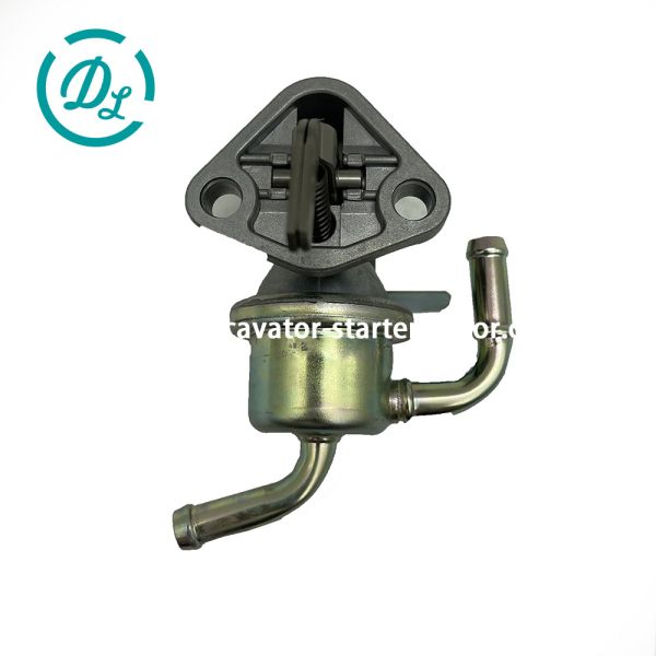 Quality EexcavaStart Kubota V1105 Engine Fuel Pump 16285-52033 OEM Excavator Part for sale
