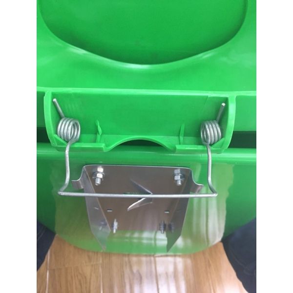 Quality Outdoor Standing Induction Type Eco-friendly 50L Green Small Double Bins Plastic for sale