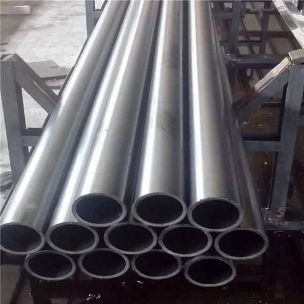 Quality Customized Precision Seamless Steel Pipe with API 5L Standard for sale