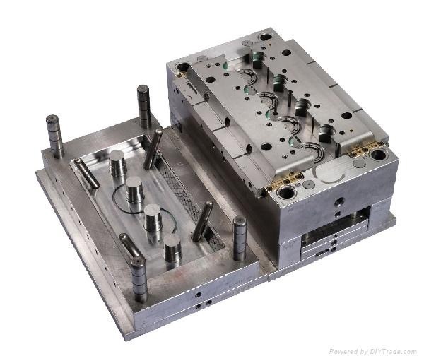 Quality Hot Runner NAK80 +/-0.003mm Injection Molding Mold for sale