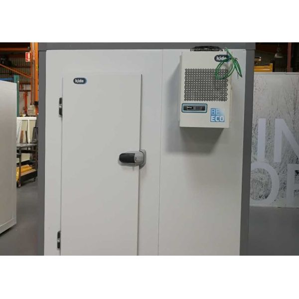 Quality Customized Polyurethane Foam Cold Storage Warehouse 42KG/M3 Density Cold Room for sale