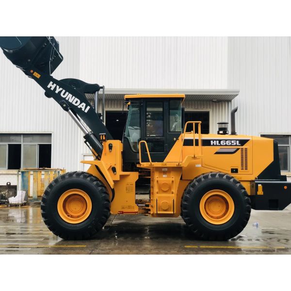Quality High Performance Wheel Loader Hyundai Durable Construction Machinery for sale