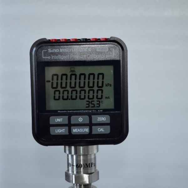 Quality Versatile and Professional HS602 Intelligent Pressure Calibrator with 1/4NPT M Connector for sale