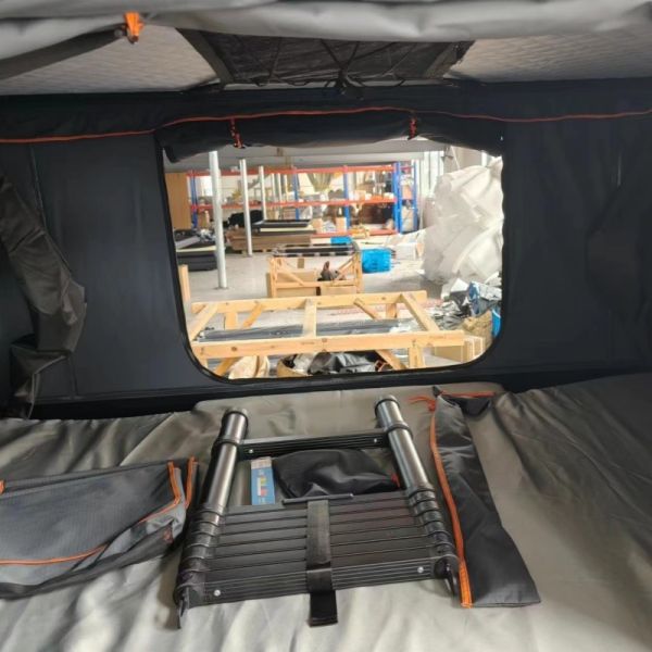 Quality Rainproof 4X4 Lightweight Rooftop Tent Car Roof Folding Tent for sale