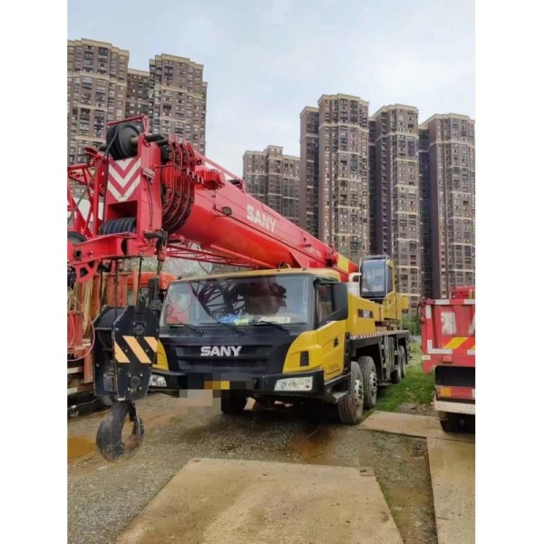 Quality Heavy Duty Used Truck Crane Used Shacman 50 Ton Crane STC500E5 16m Jib Length for sale