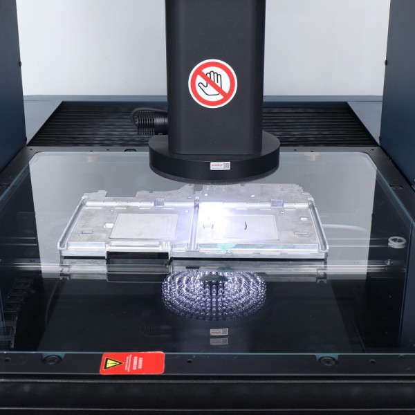 Quality KV-Pro Series Fixed Bridge Automatic Video Measuring System With Linear Motor for sale