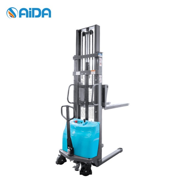 Quality Self Lifting Pallet Stacker 1.5ton for sale