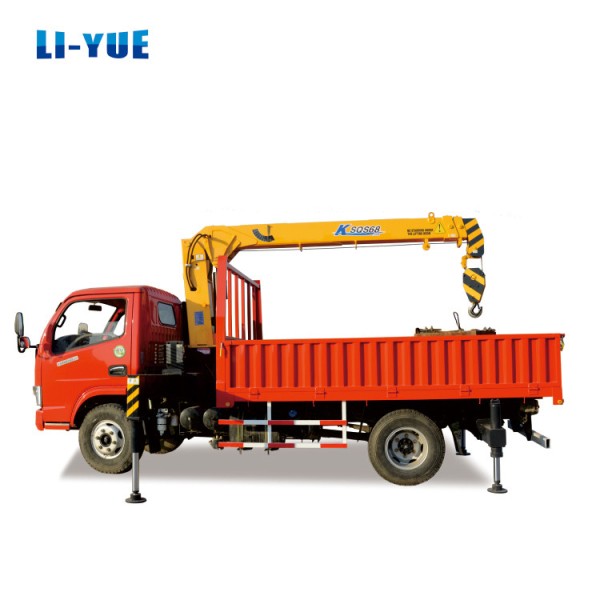 Quality Construction Telescopic Boom Mobile Crane SQ3.2SK2Q With 8.4T.M Rated Lifting Moment for sale