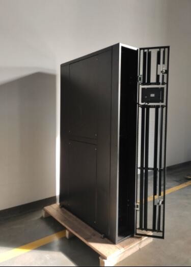 Quality server room precision air conditioner split type CRAC floor mounted AC unit with dual power supply for sale