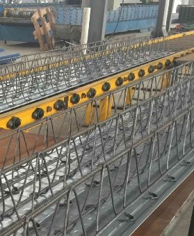 Quality Smooth Surface Steel Truss Floor Slab / Truss Deck System Self Supporting for sale