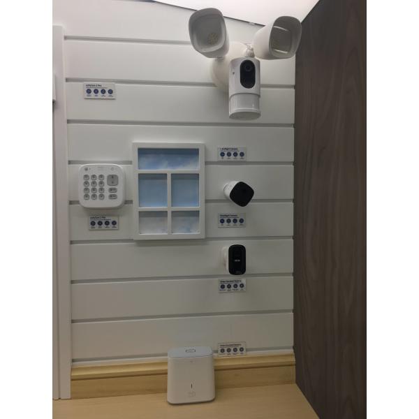 Quality Detachable Electronic Product Display Stands 3mx2.2mx50cm Multiple Materials for sale