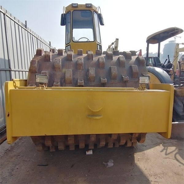 Quality Diesel Engine Road Paving Bomag BW217D-2 Used Single Drum Sheep Foot Hydraulic Road Roller for sale