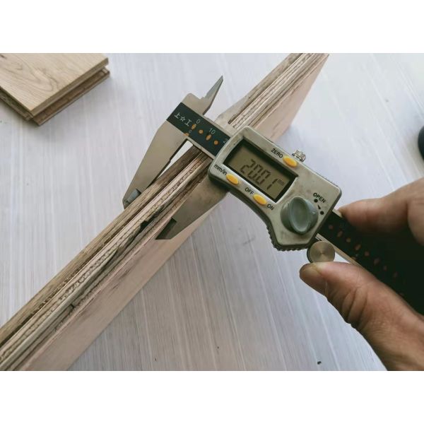 Quality Rustic Oak Herringbone Parquet Flooring Block Natural Lacquered for sale