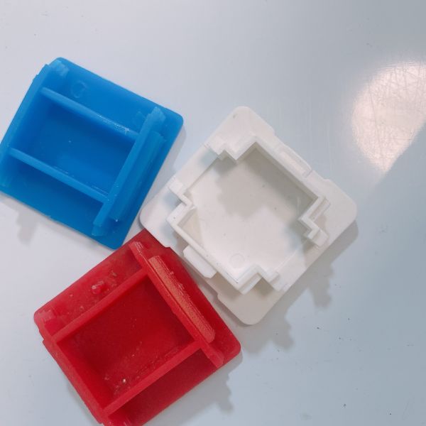 Quality HVAC MEP Galvanized Steel End Caps Hot Dip For plastic C Strut Unistrut Channel for sale