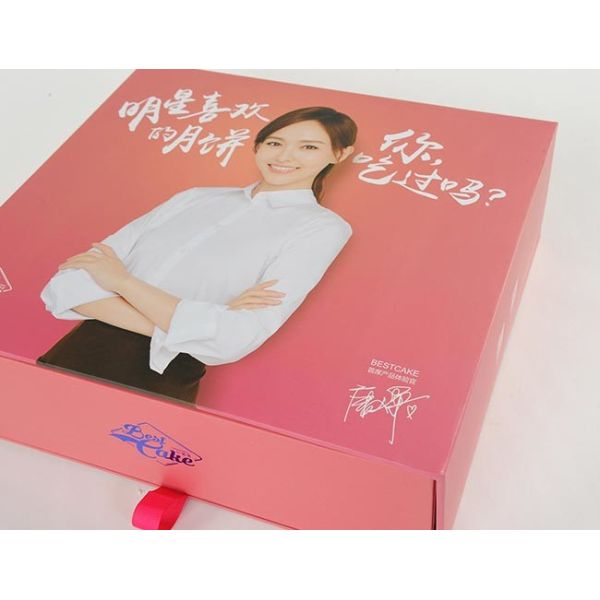 Quality Cupcake Packaging Paper Drawer Boxes Cardboard Dessert Boxes Matt Lamination for sale