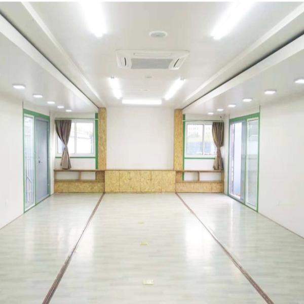 Quality 40 HC Bilateral Expansion Modified Shipping Container For Conference Room for sale