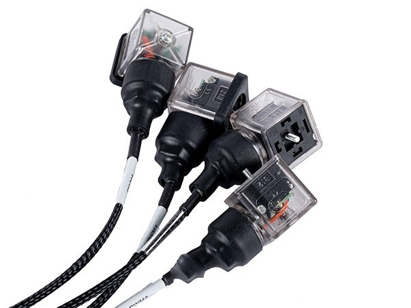 Quality 250V 10A IP67 Waterproof Beidou Navigation Hydraulic Valve Harness High for sale