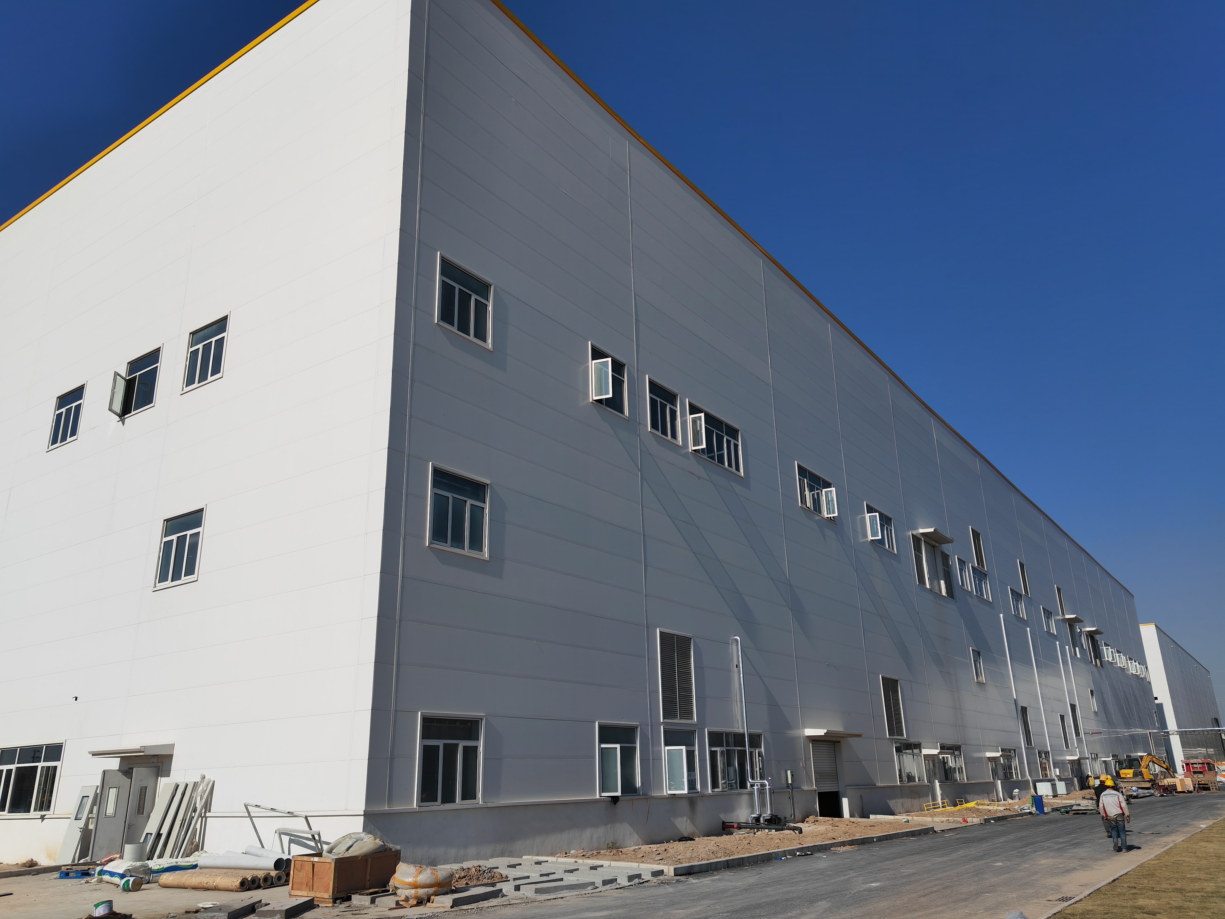 Quality Pre‑fabricated Steel Frame Workshop For Industrial Production Bracing System Pre‑cut Steel Components Field Assembly Solution for sale