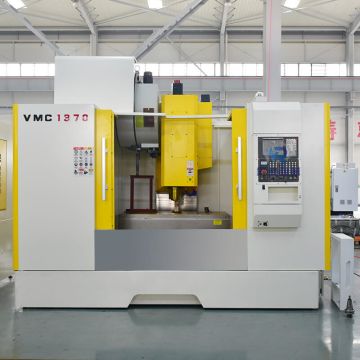 Quality Vmc1370 Automatic Vertical VMC CNC Milling Machine Center 4 Axis Manufacturing for sale