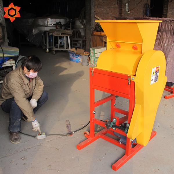 Quality Type TK-500 Peanut Processing Machine Manual Groundnut Sheller Steel Material for sale