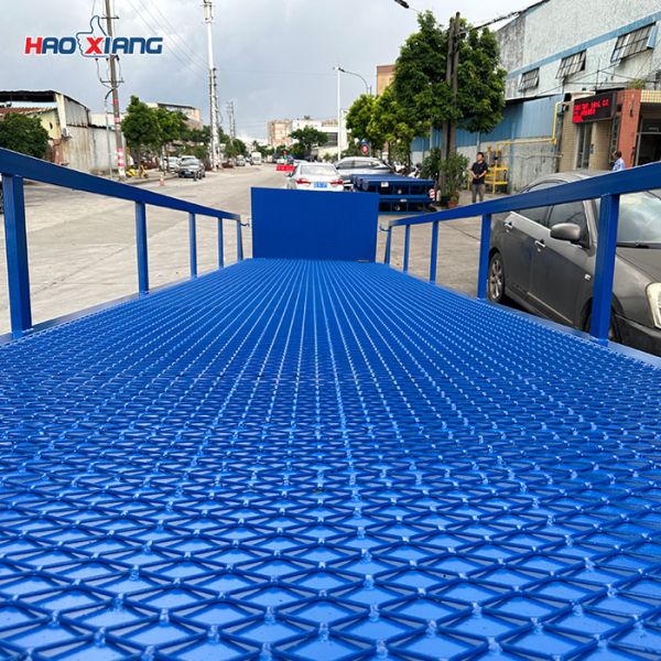 Quality 10T Portable Loading Dock Ramps Mobile Yard Ramp For Warehouse for sale