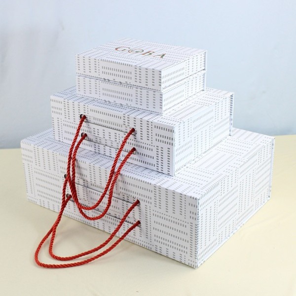 Quality Cardboard Magnetic Folding Box Gift Watch Packaging Custom Matte Lamination for sale