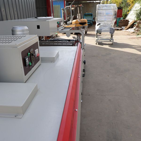 Quality Customizable Plastic Wrap Packaging Machine Automatic Shrink Wrapping Tunnel for sale