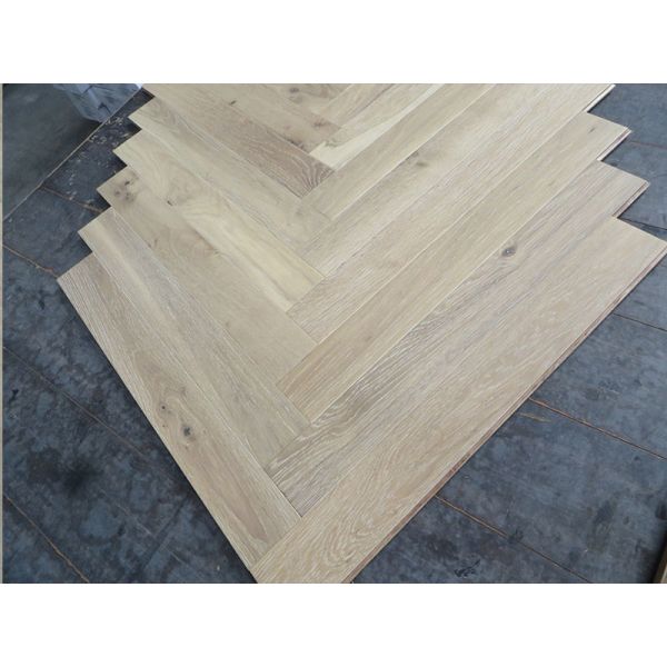 Quality Unfinished Prefinished Herringbone Flooring French Oak Engineered Wood Flooring for sale