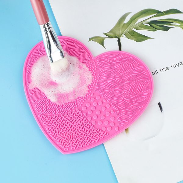 Quality Heart Shaped Silicone Makeup Mat Suction Cup Brush Cleaning Pad for sale