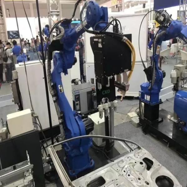 Quality YASKAWA AR1440 6 Axis Automatic Welding Robotic Arm With YRC1000 Robot for sale