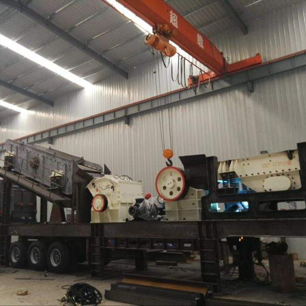 Quality Used Mobile Crusher Machine PF1010 60 TPH for sale