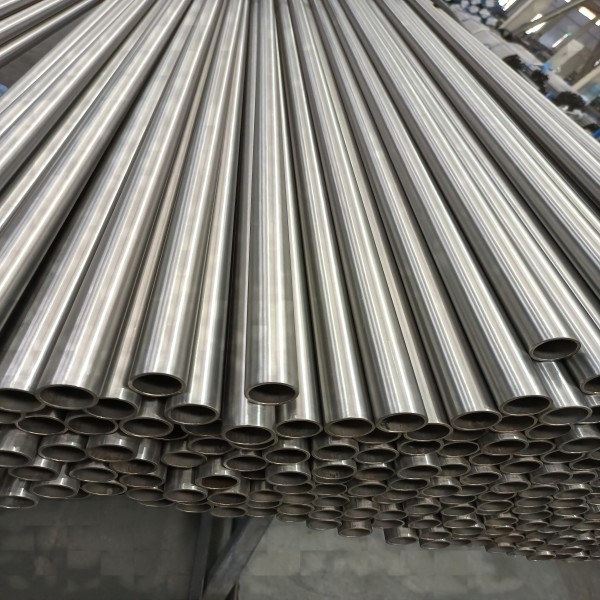 Quality Factory Supplier ASTM B338 Gr2 Seamless Titanium Tube For Exchanger for sale