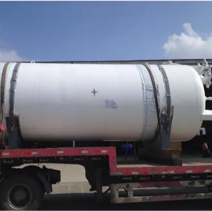 lng stirage tanks