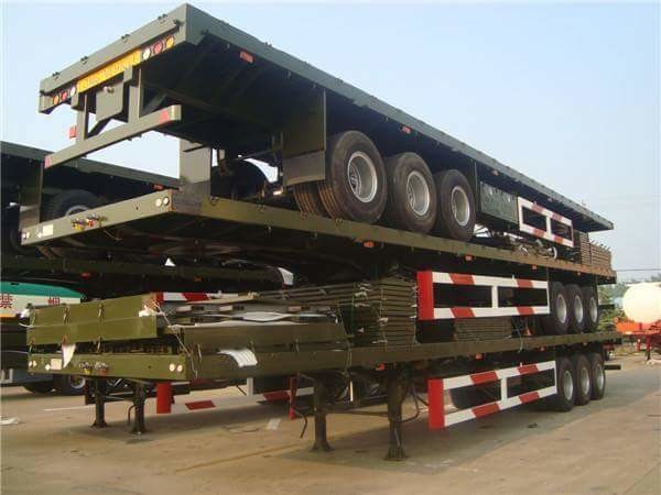 Quality 3 Axle Flatbed / Platform Semi Trailer for 20 FT/40FT/45FT Container Cargo for sale