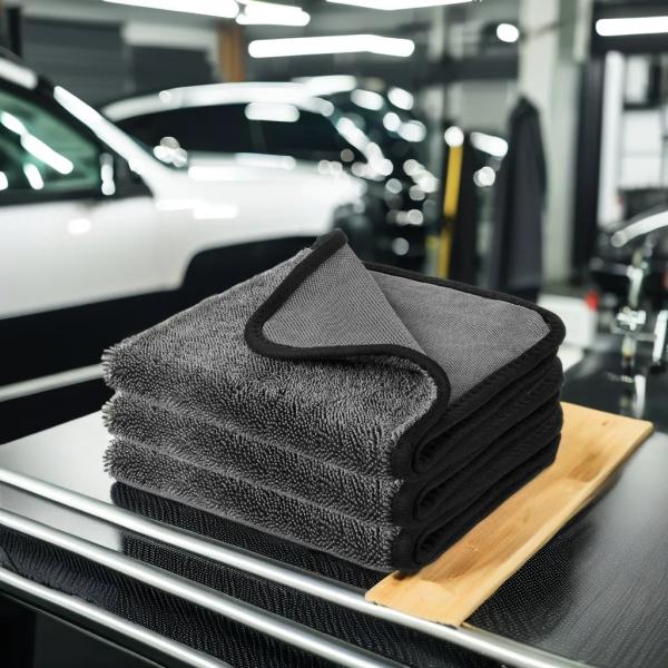 Quality 600 GSM Microfiber Car Detailing Towels 40x60cm Customizable for sale