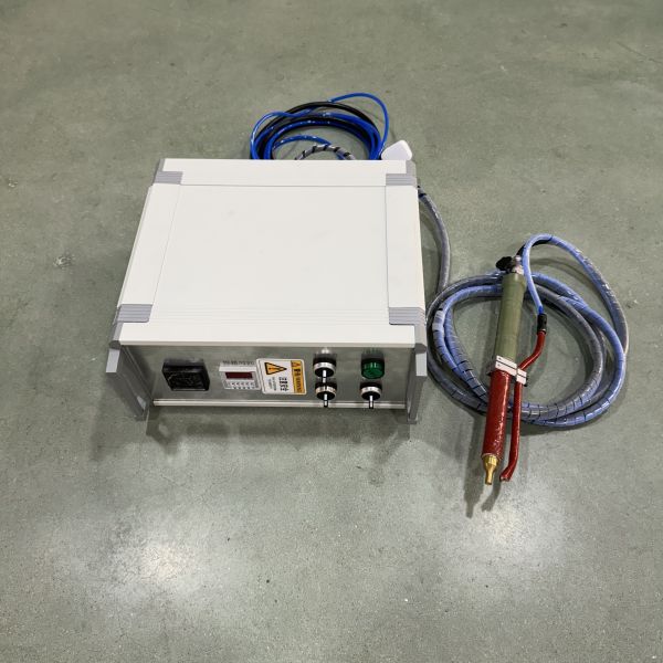 Quality Dual Head Hot Riveting Machine with Simultaneous Two-Point Operation and Adjustable Head Spacing 80-350mm Featuring Independent PID Temperature Control for sale