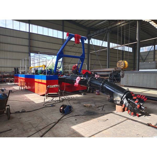 Quality 6inch Small Dredging Equipment For Sand Dredging With A White Appearance for sale