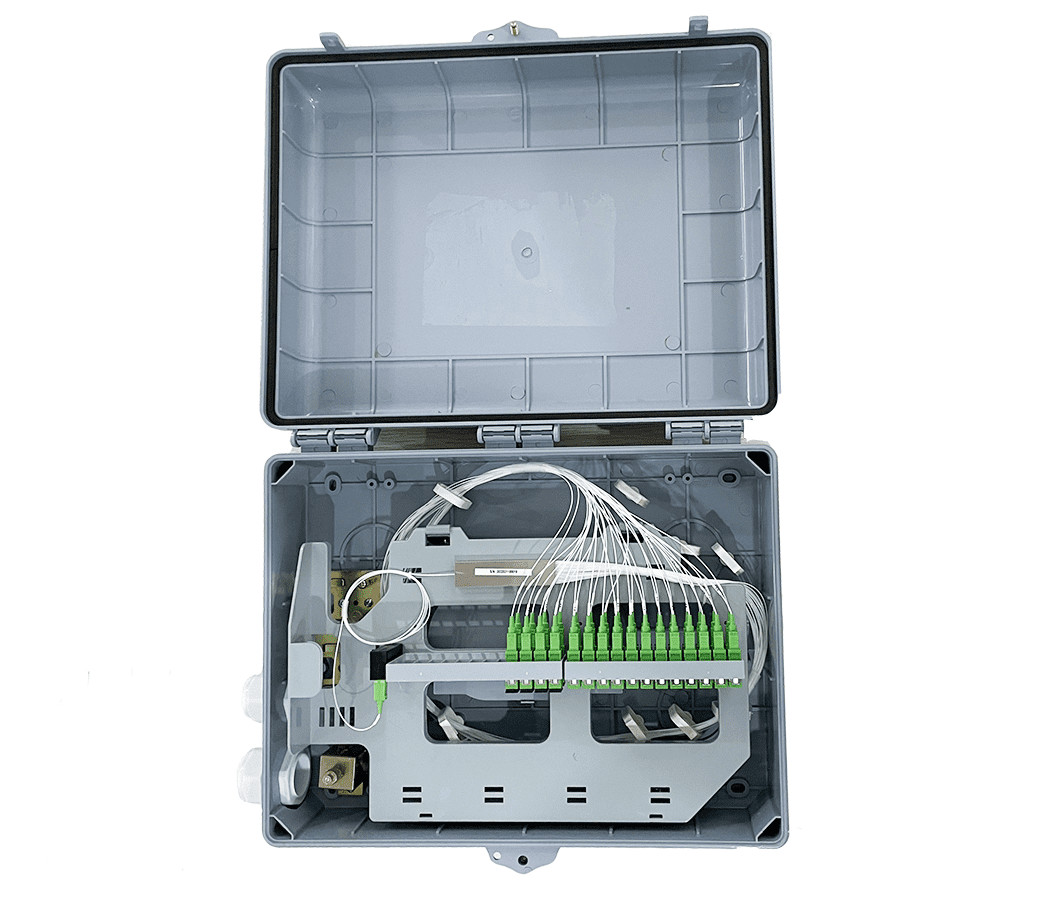 Quality 48Cores Outdoor Fiber Optic Terminal Box IP66 Waterproof OTB for sale