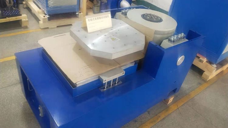 Quality IEC 60068-2-6 lab led universal low low frequency vibration test machine for sale
