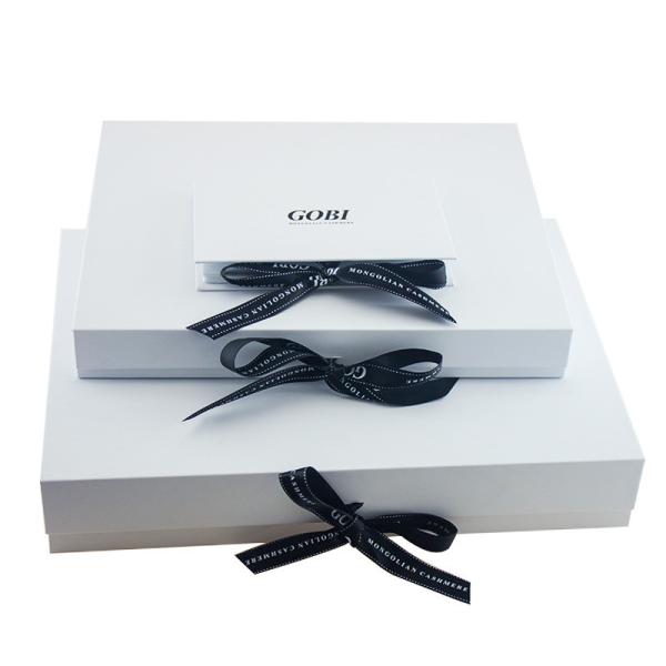 Quality CMYK Printing Garment Packaging Boxes , Fashionable Dress Packing Boxes for sale