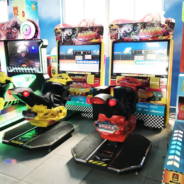 Quality Enjoyable 42LCD MANX TT Superbike Arcade Machine For Games Mall for sale