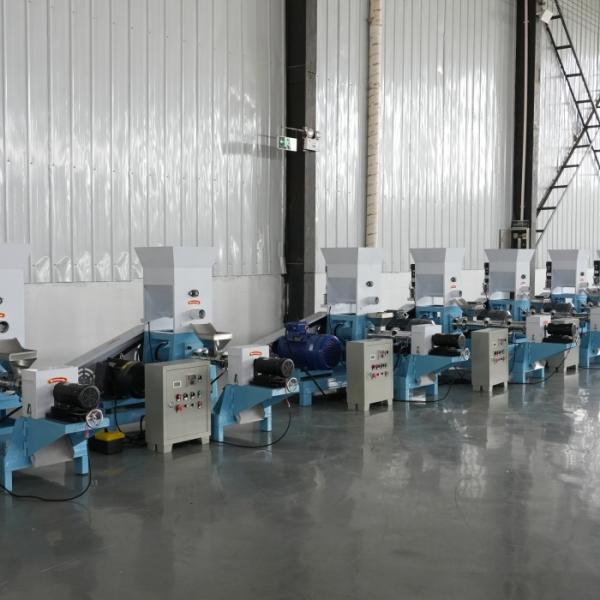 Quality Mini Floating Fish Feed Pellet Extruder Machine 15kw for sale