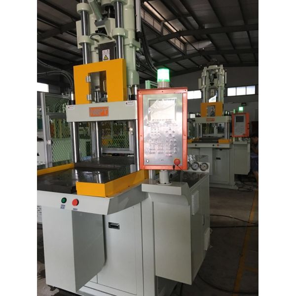 Quality VERTICAL Single Slide Plate Injection Molding Machine 55T for sale