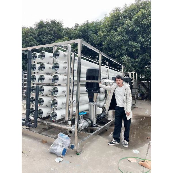 Quality Stainless Steel PLC Reverse Osmosis Plant 70m3/H Auto Control for sale