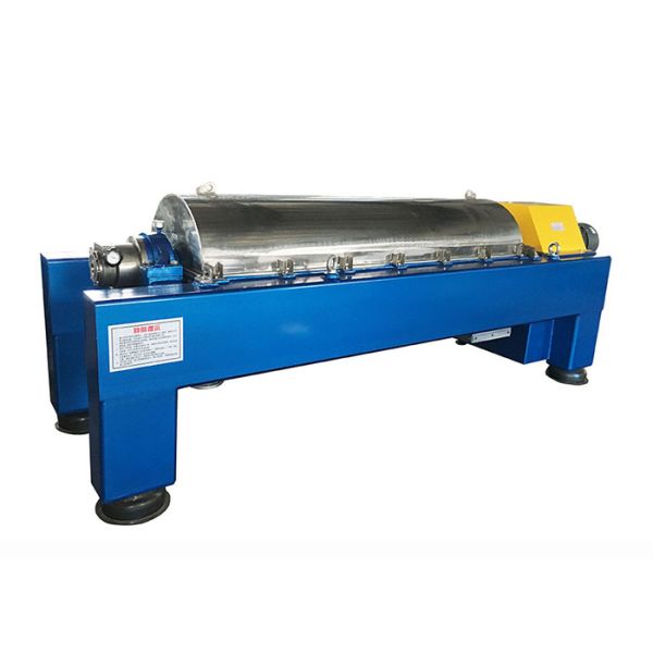 Quality Automatic PLC Control Industrial Decanter Centrifuge for Sludge Dewatering Lines for sale