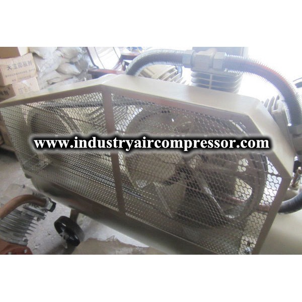 Quality Precision Low Noise Industrial Piston Air Compressors 20HP 84CFM 8 Bar 0.5L for sale
