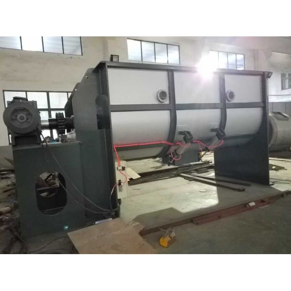 Quality Vertical Ribbon Mixer for Space-Saving Powder Blending for sale