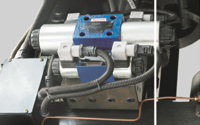 Quality High Efficiency Plastic Injection Molding Machine MZ1050MD Preform Injection for sale